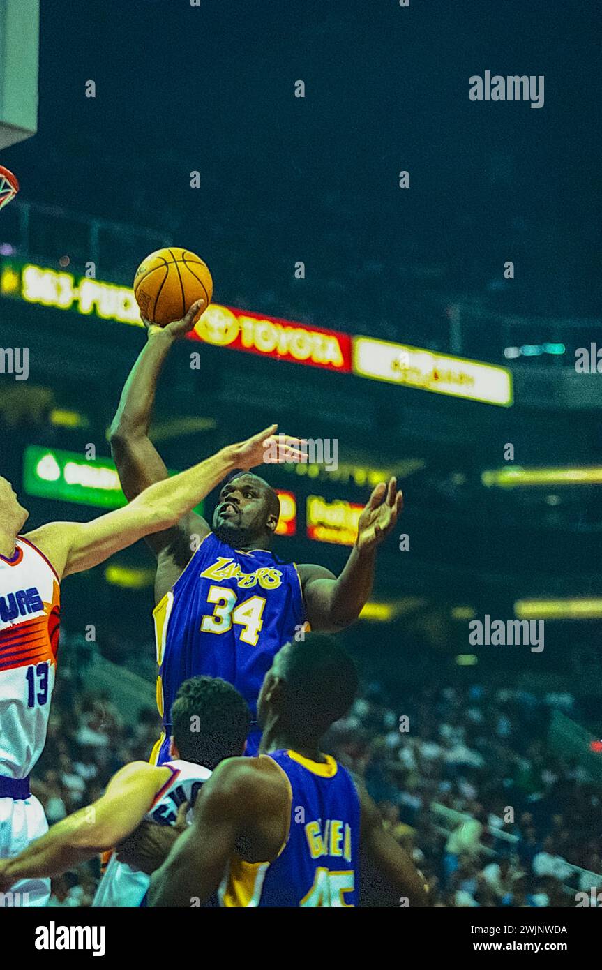 Shaquille o'neal lakers 1999 hi-res stock photography and images - Alamy