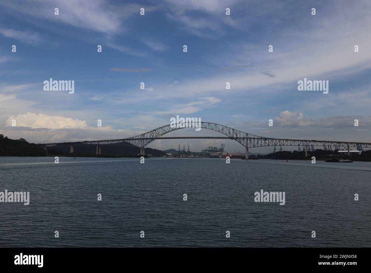 Pacific entrance to the Panama Canal Stock Photo - Alamy