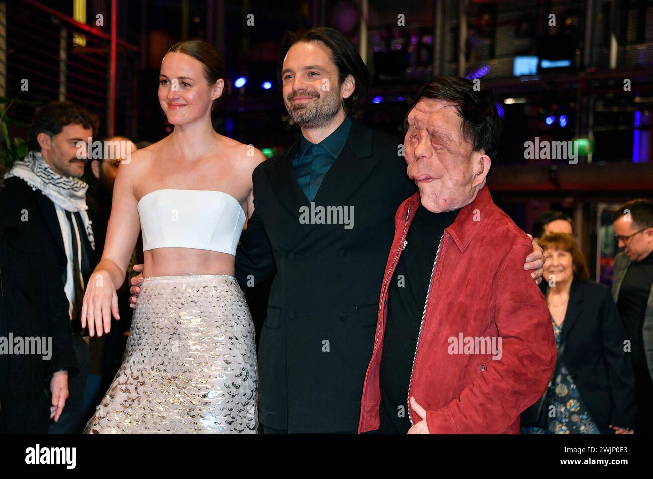 Renate Reinsve, Sebastian Stan und Adam Pearson bei der Premiere des Kinofilms A Different Man ...