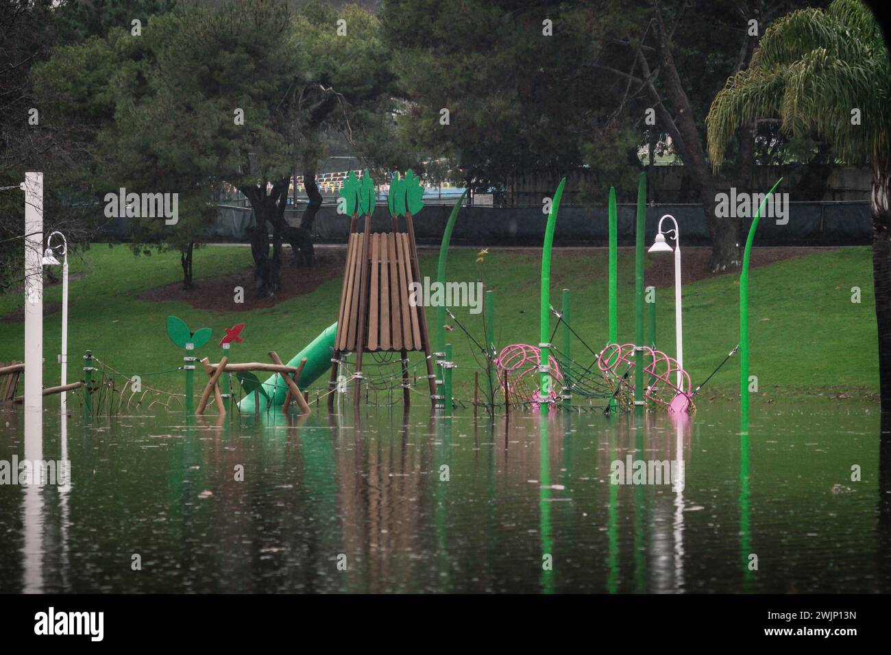 The persistent rain has flooded Polliwog Park in Manhattan Beach, CA ...