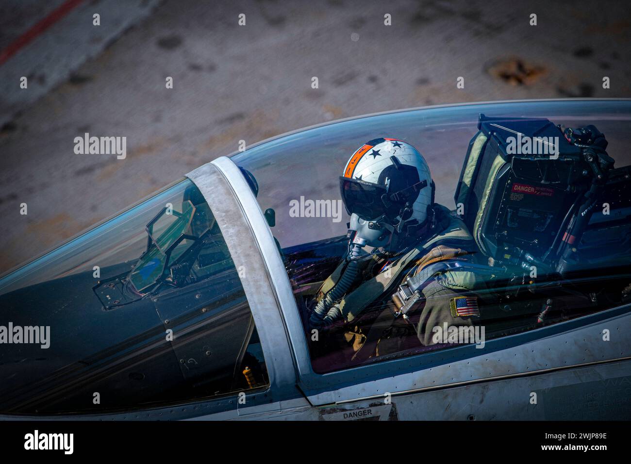 F 14 cockpit hi-res stock photography and images - Alamy