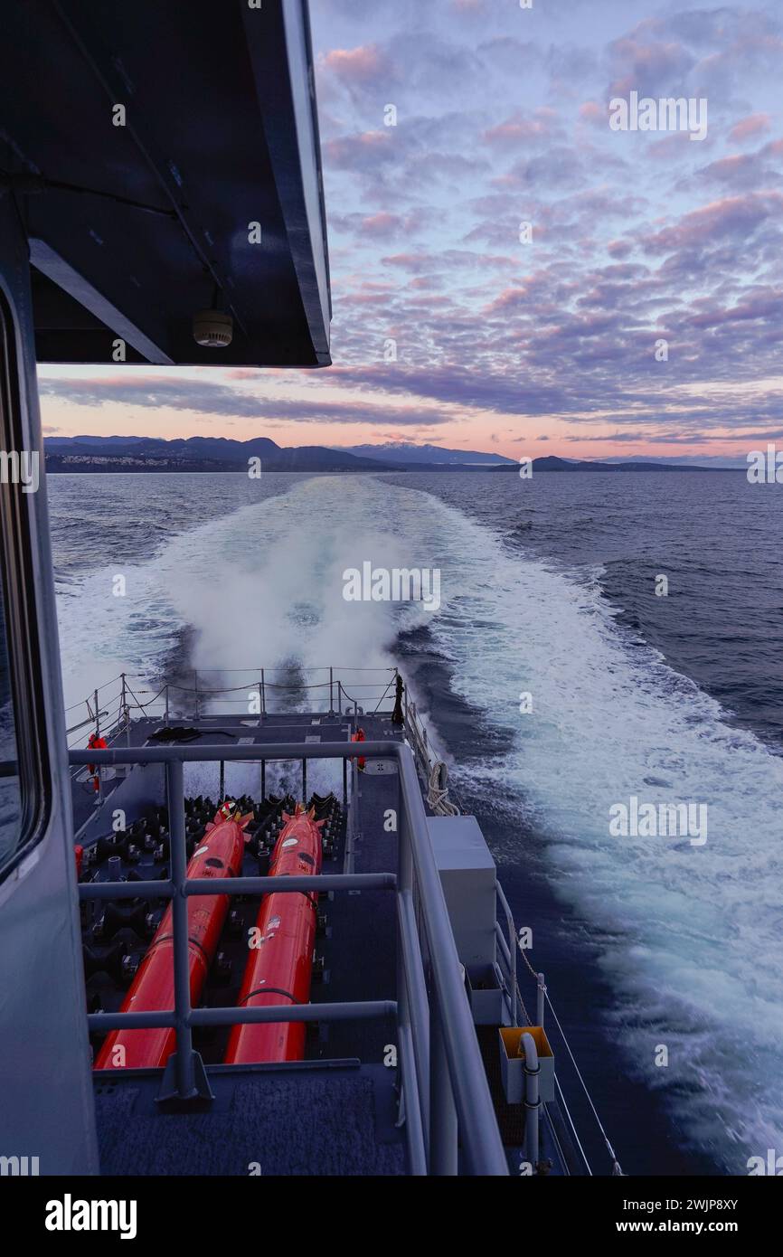 Torpedo Recovery Boat TWR-8 participates in range operations on the ...