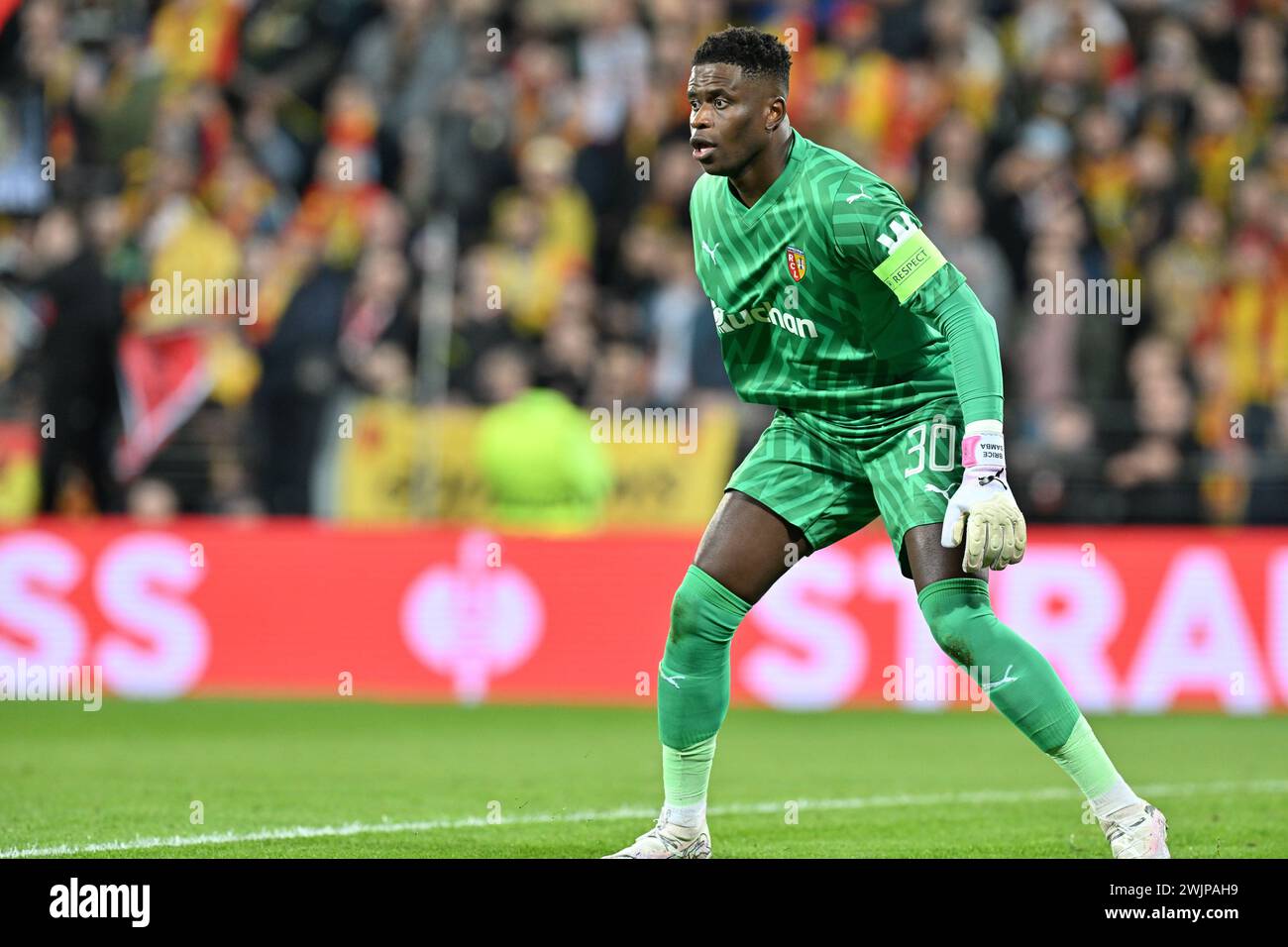 Lens, France. 15th Feb, 2024. goalkeeper Brice Samba (30) of RC Lens ...