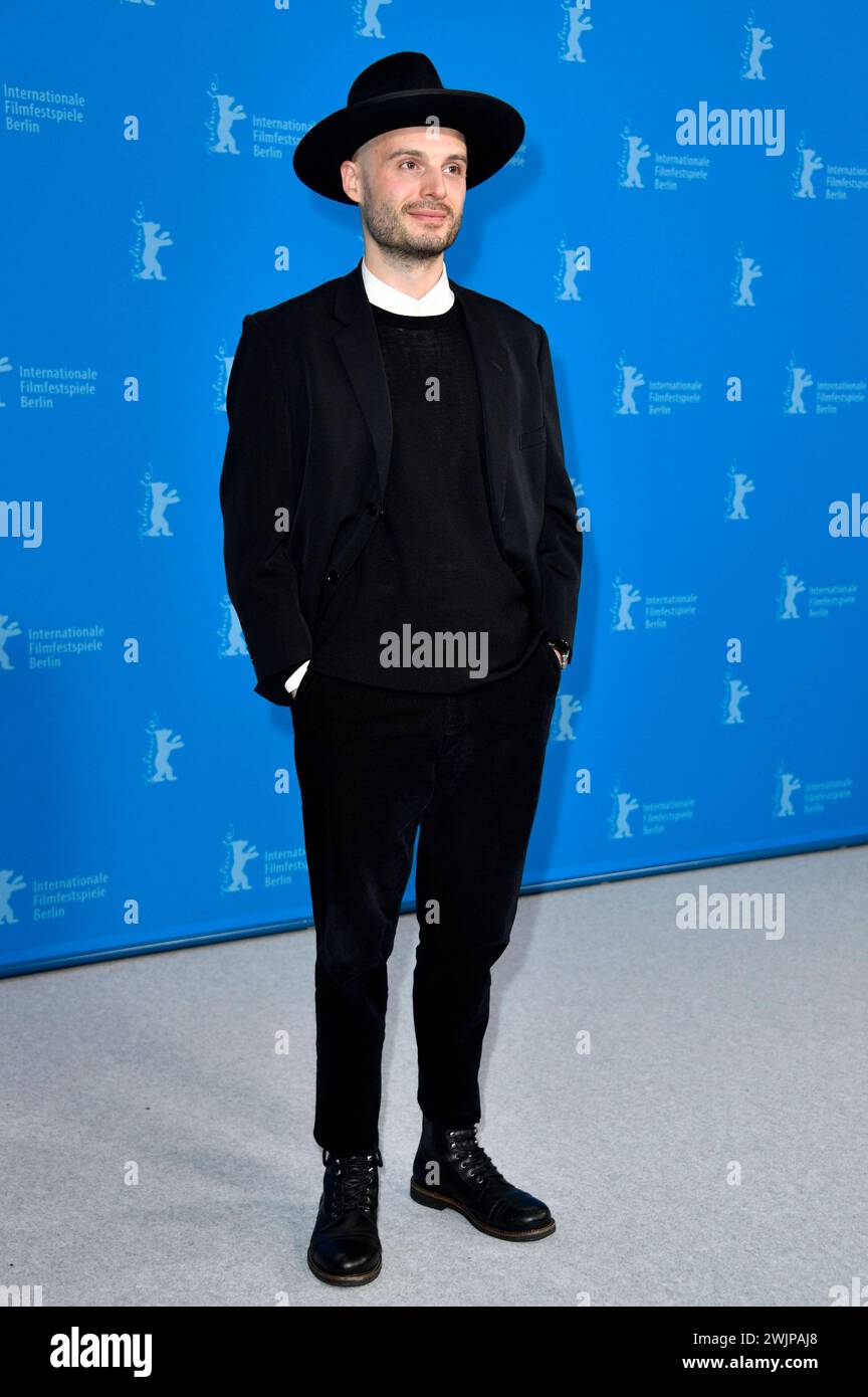 Tilman Singer beim Photocall zum Kinofilm Cuckoo auf der Berlinale 2024 ...