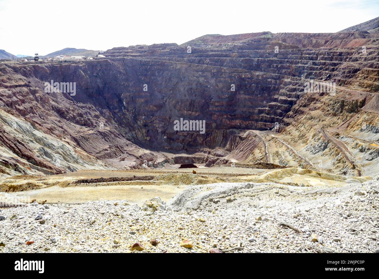 Lavender Pit open pit copper mine in Bisbee, Arizona Stock Photo - Alamy