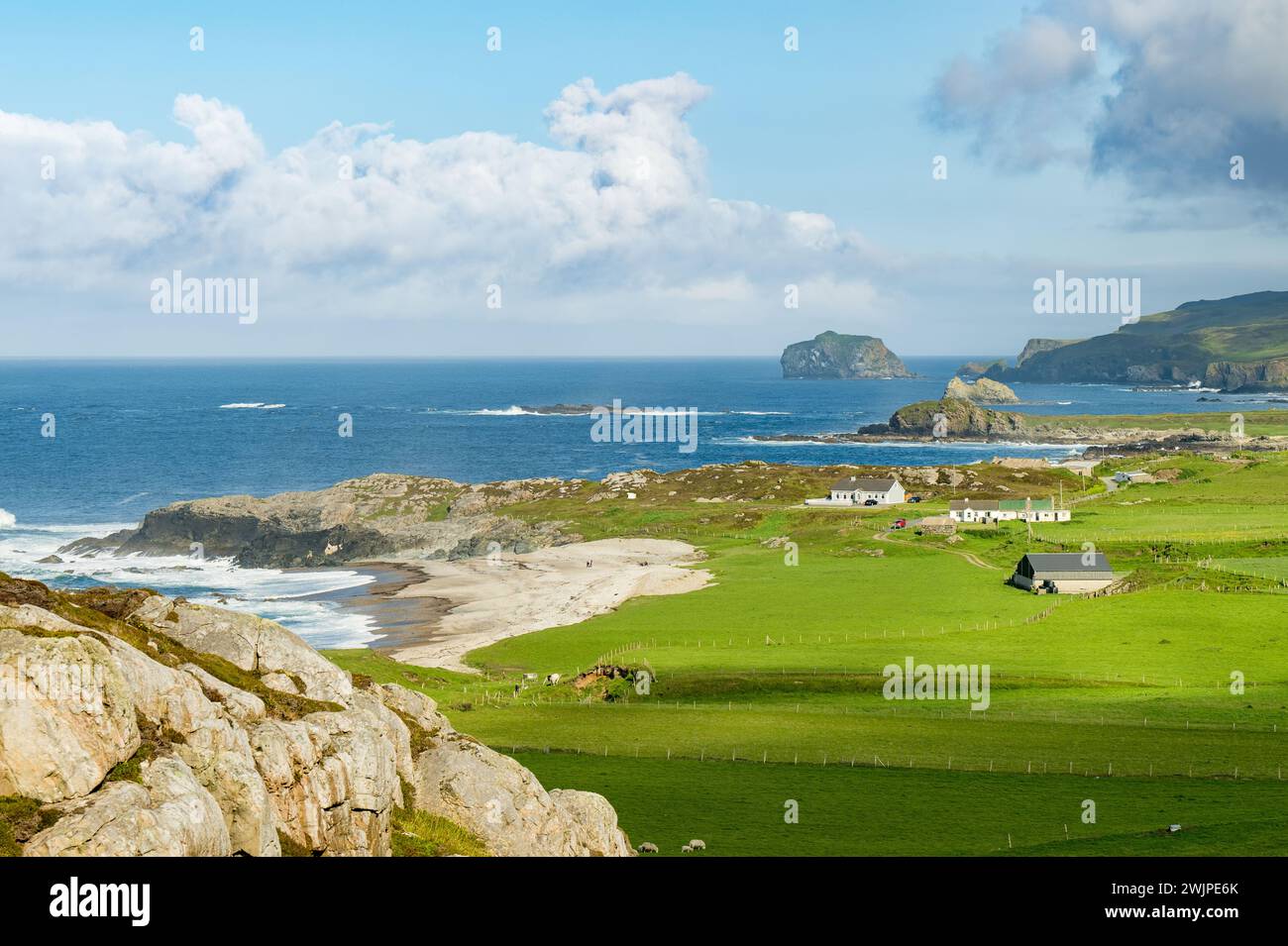 Portmor or Kitters Beach, Malin Head, Ireland's northernmost point ...