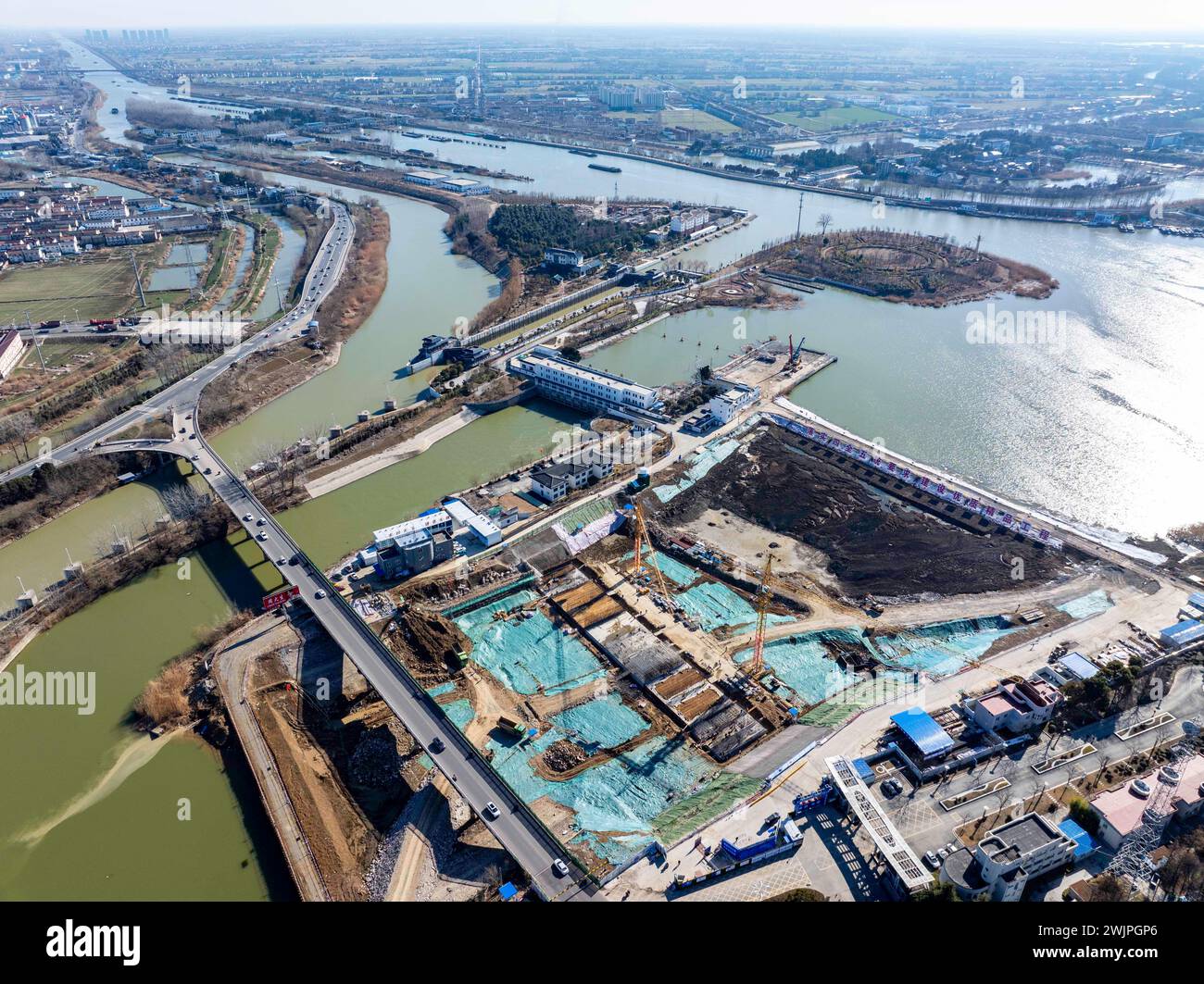 HUAI'AN, CHINA - FEBRUARY 16, 2024 - Workers work at the construction ...