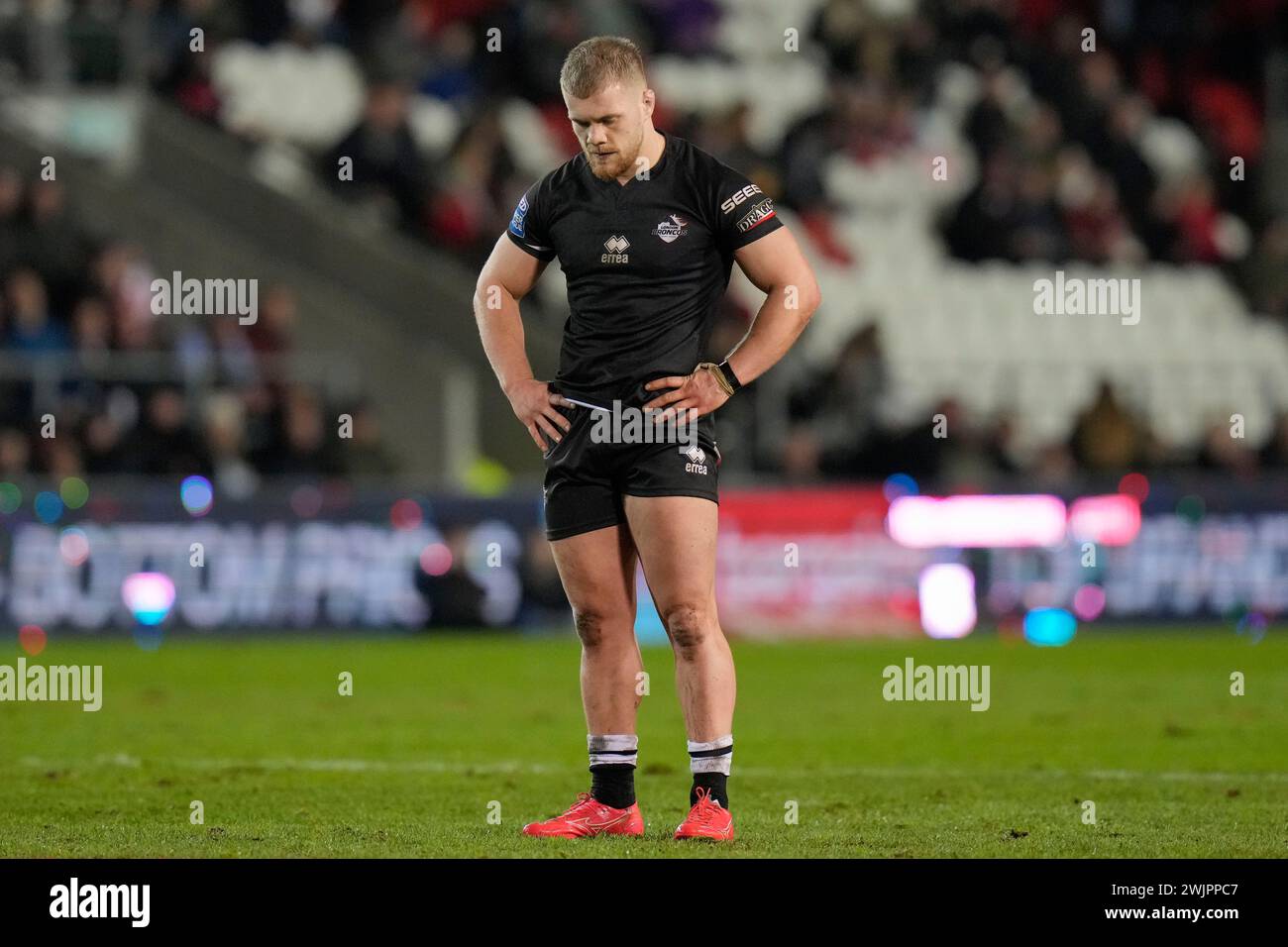 Sam Davis of London Broncos during the Betfred Super League Round 1 ...