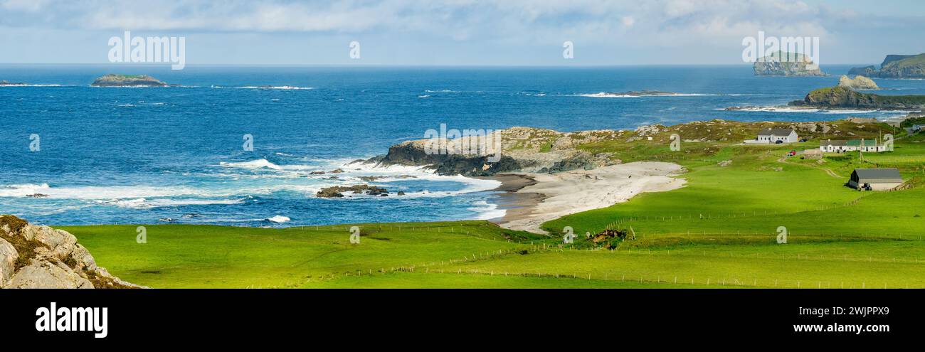 Portmor or Kitters Beach, Malin Head, Ireland's northernmost point ...