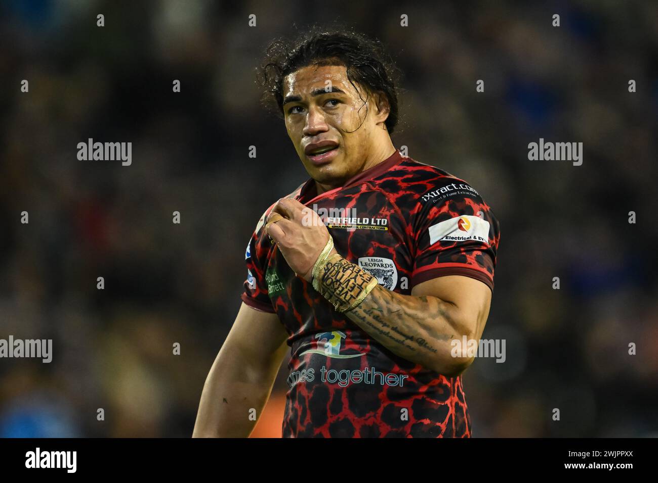 Tom Amone of Leigh Leopards during the Betfred Super League Round 1 ...