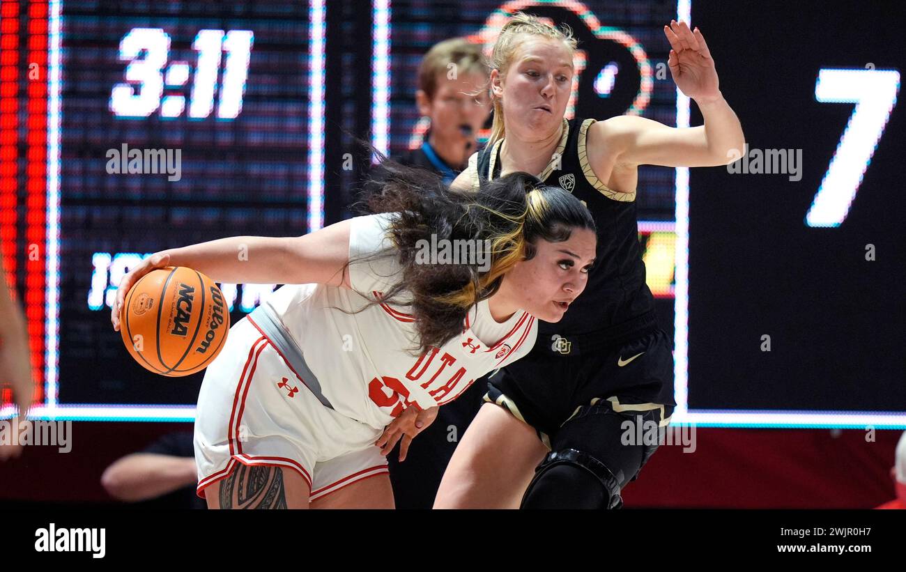Utah forward Alissa Pili (35) drives as Colorado guard Maddie Nolan ...