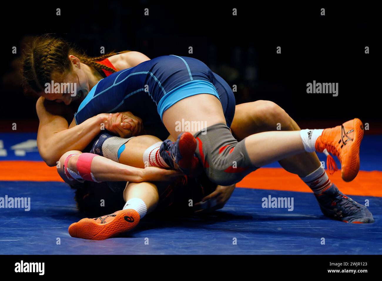 Bucharest, Romania. 16th Feb, 2024. Iryna Koliadenko (rear) of Ukraine ...