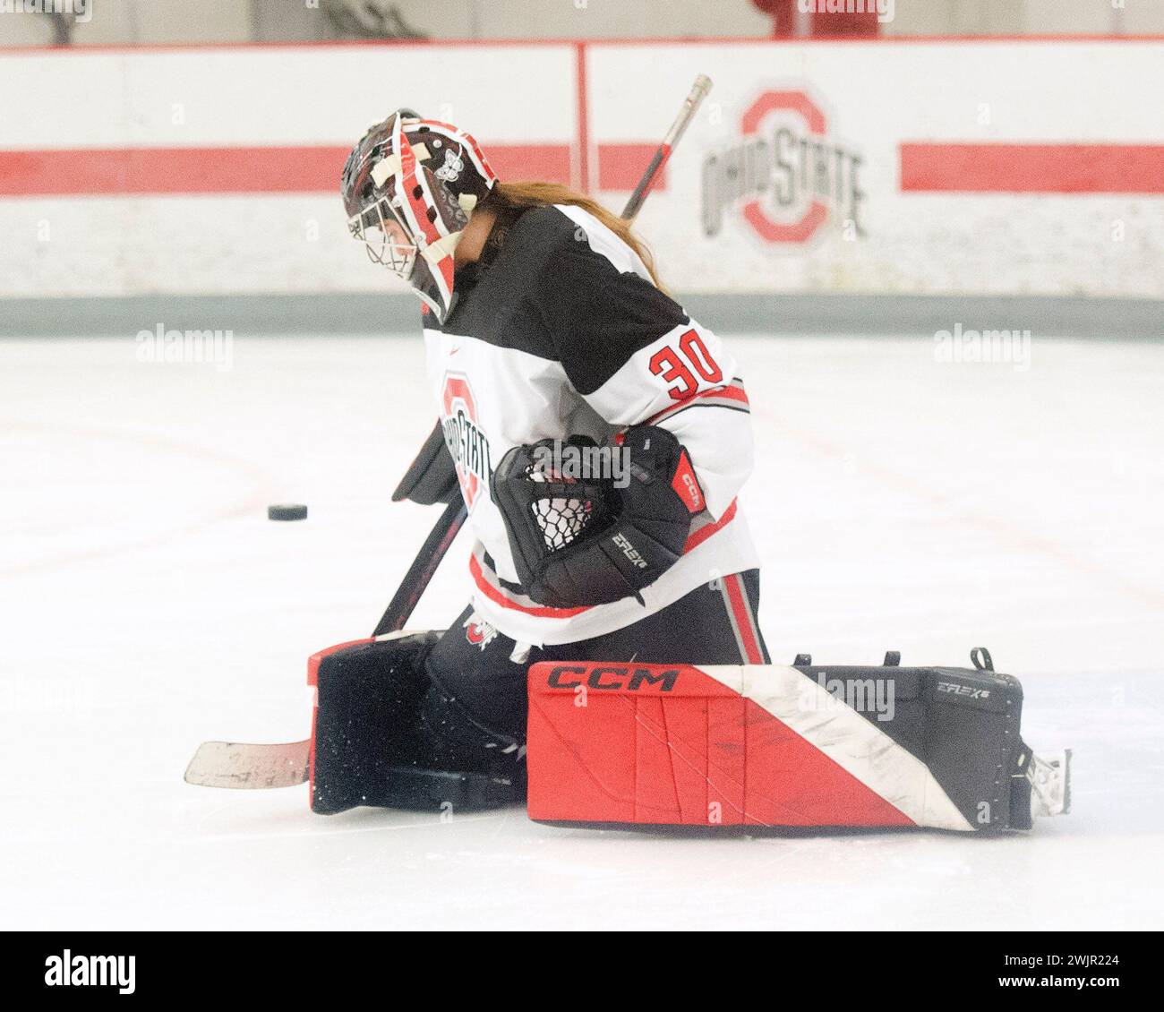 February 16, 2024: Ohio State Buckeyes goaltender Amanda Thiele (30 ...