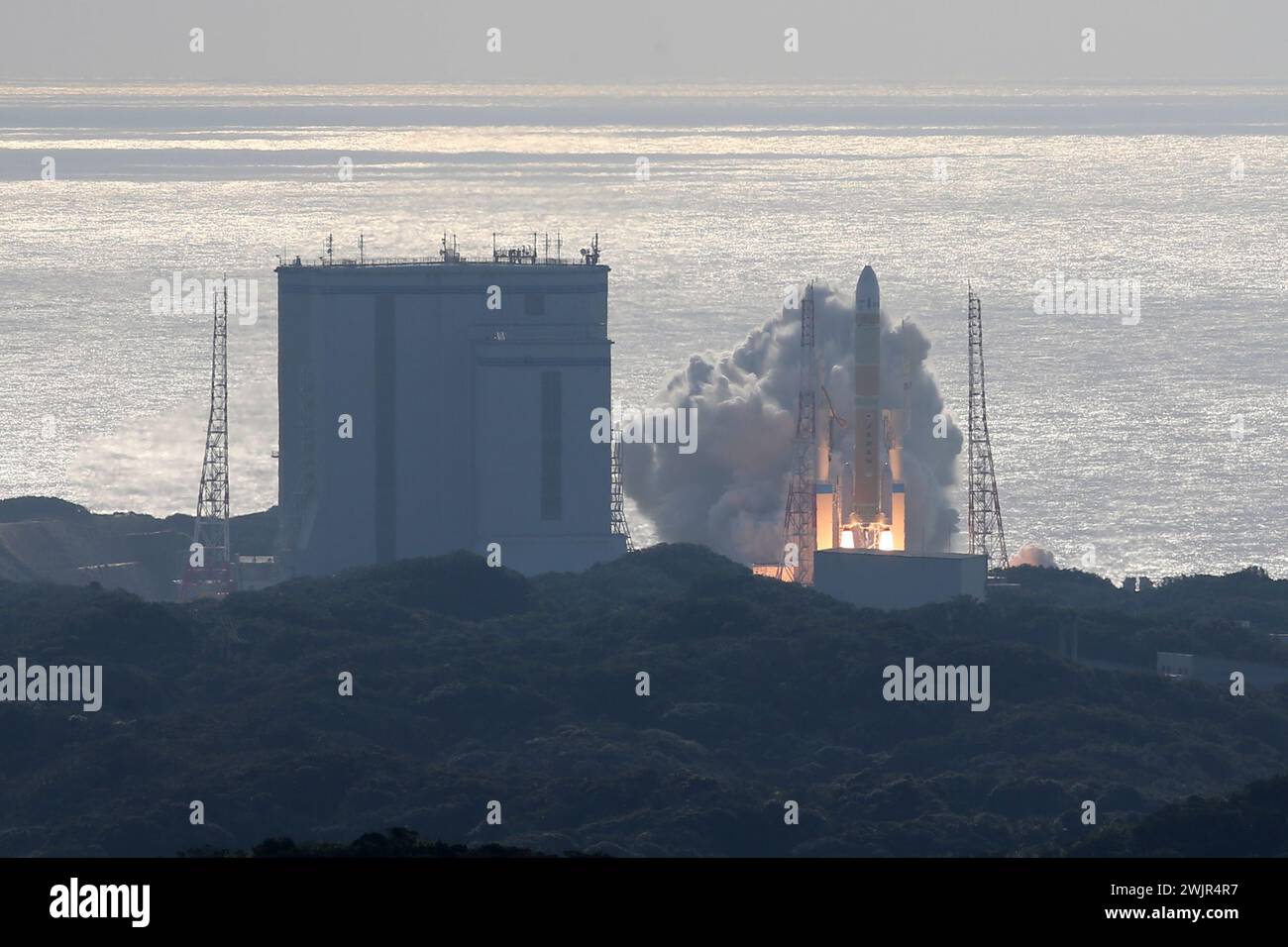 Japan h3 rocket hi-res stock photography and images - Alamy