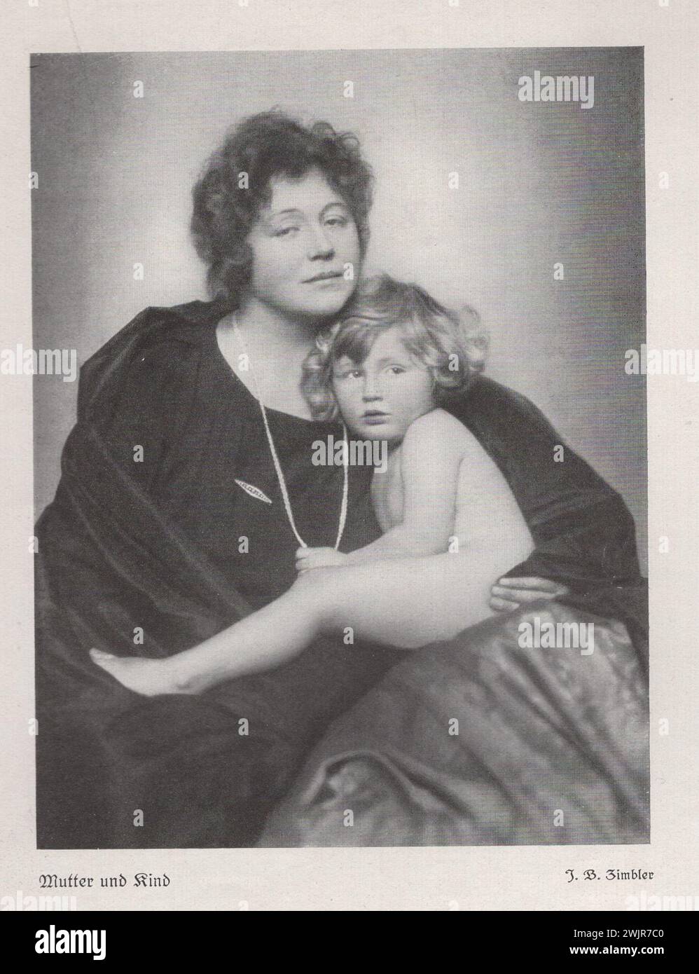 Mutter mit kind foto hi-res stock photography and images - Alamy