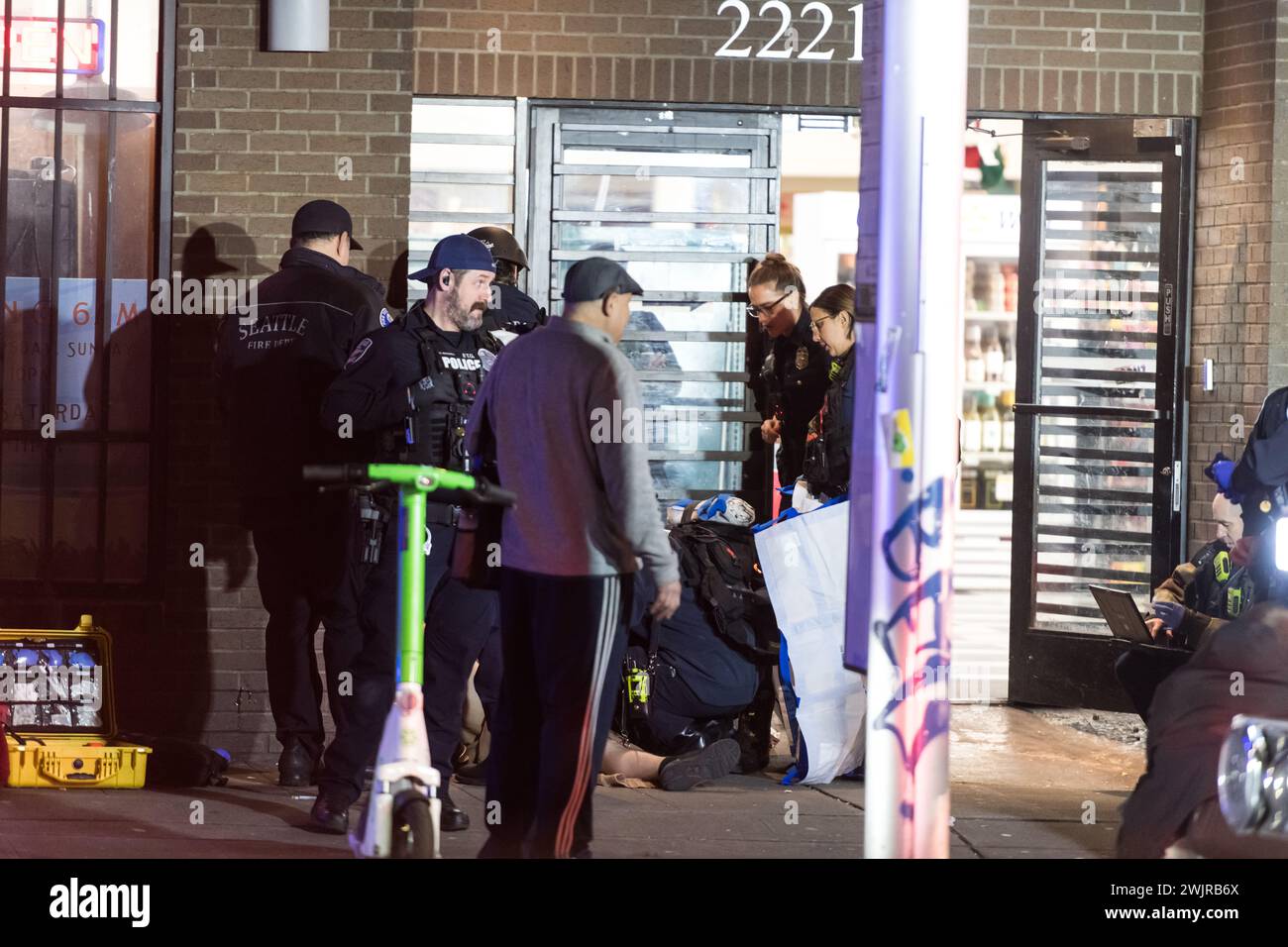Gunshot wound gun hi-res stock photography and images - Alamy