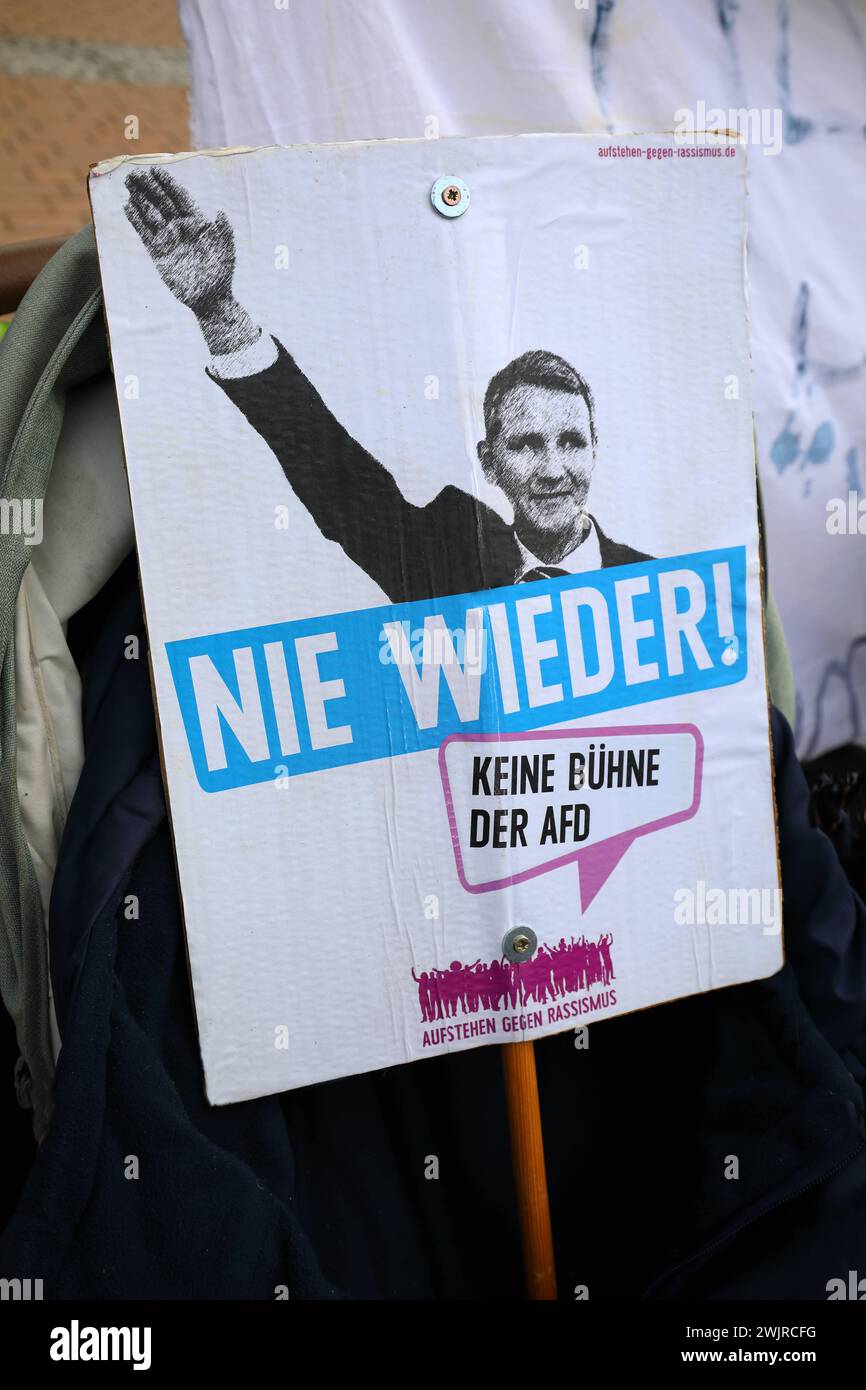 Demonstration unter dem Motto ãNie wieder ist jetzt C für Demokratie, gegen FaschismusÓ ...