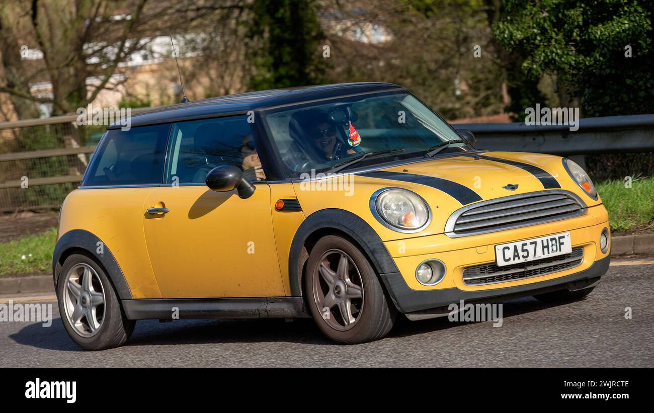 Mini cooper car yellow hi-res stock photography and images - Alamy