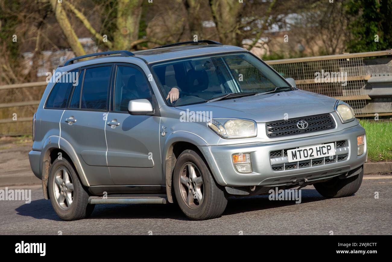 Silver suv hi-res stock photography and images - Alamy
