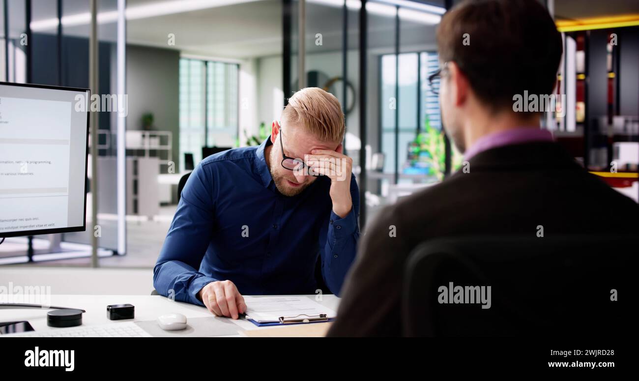 Disciplinary Meeting Or Interview Fail In Office Stock Photo - Alamy