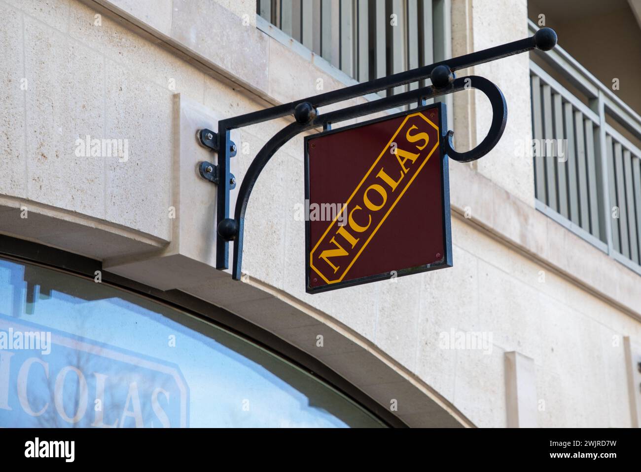 Bordeaux , France - 02 12 2024 : Nicolas logo text chain and brand sign ...