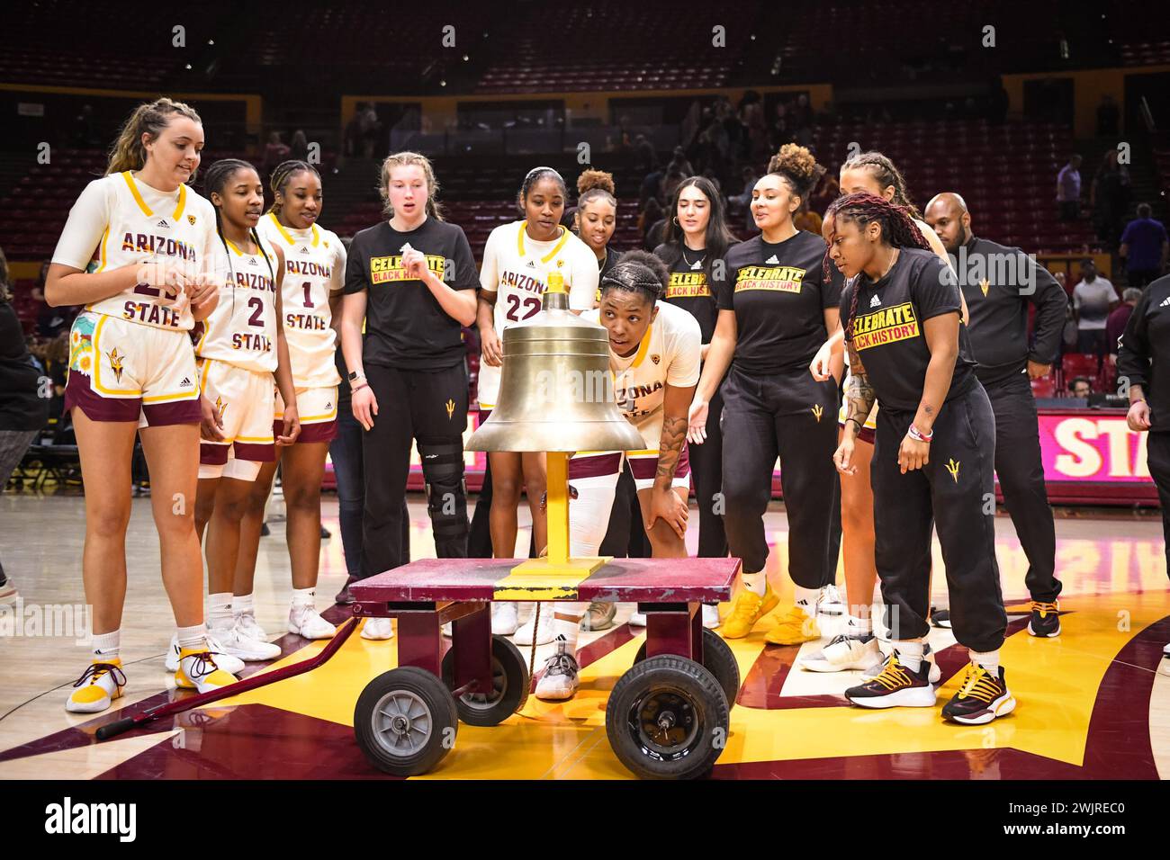Arizona State Sun Devils guard Trayanna Crisp (4) rings the victory ...