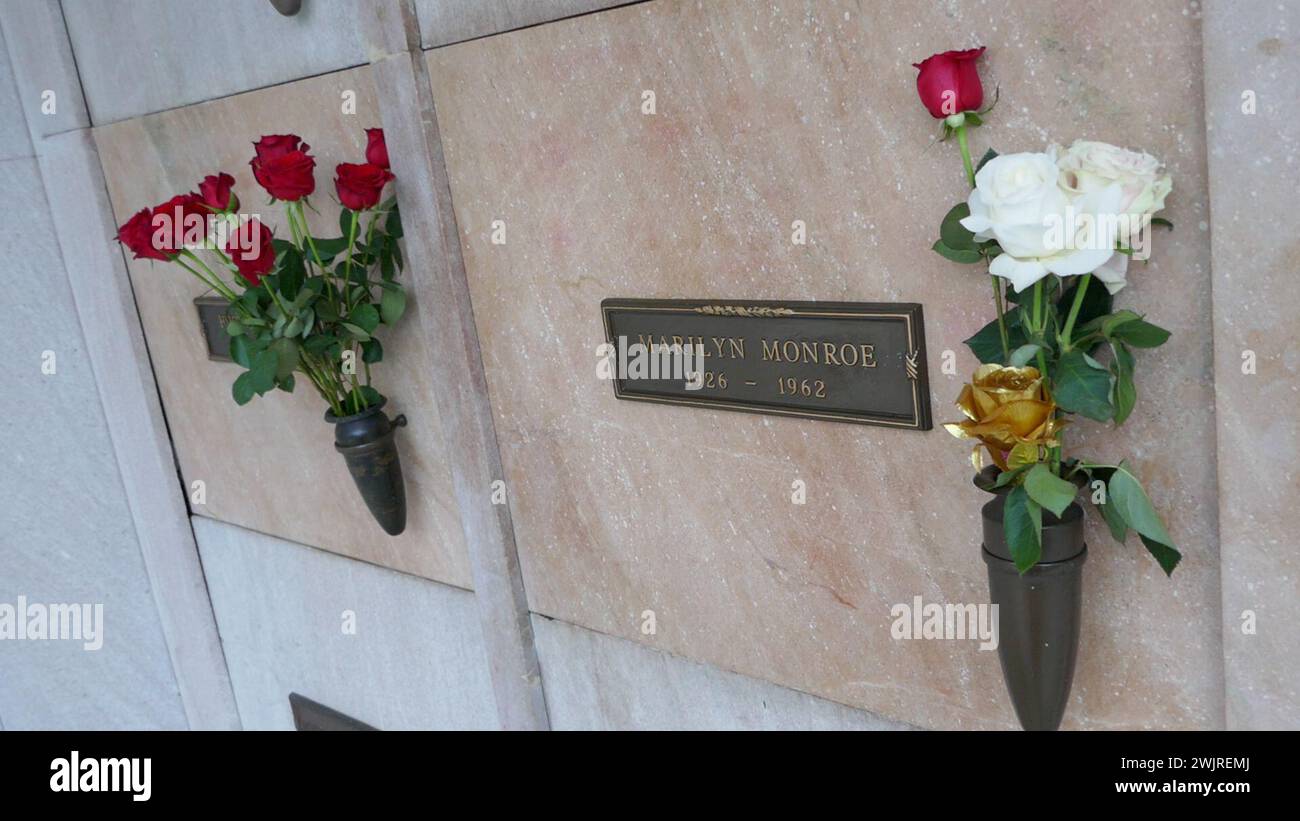 Los Angeles, California, USA 6th February 2024 Hugh Hefner and Marilyn ...