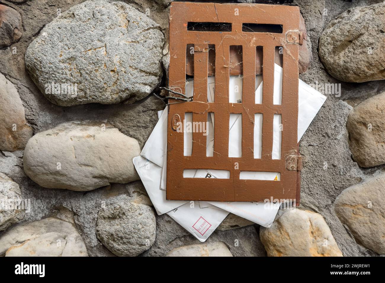 Wall full many post hi-res stock photography and images - Alamy