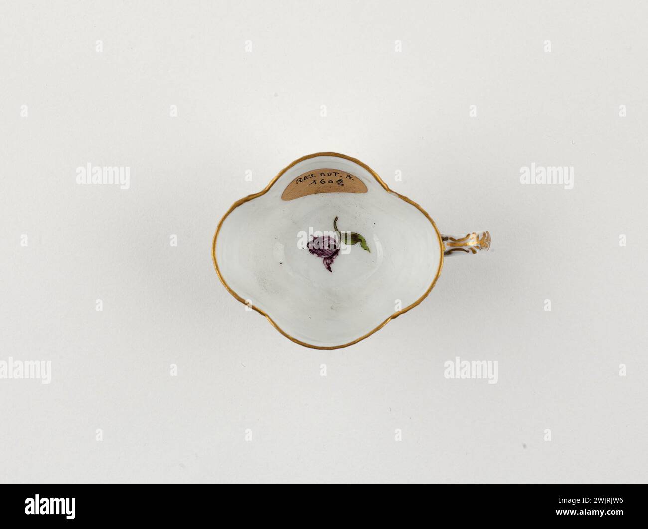 Meissen Manufacture. Quadrilobed cup. Hard porcelain, polychrome ...