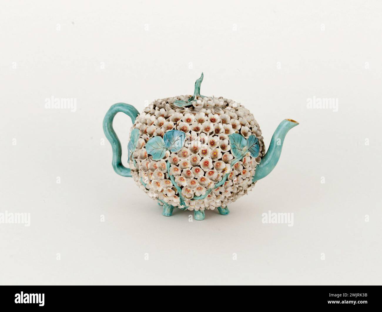 Meissen Manufacture. Decor teapot says snowball. Hard porcelain ...