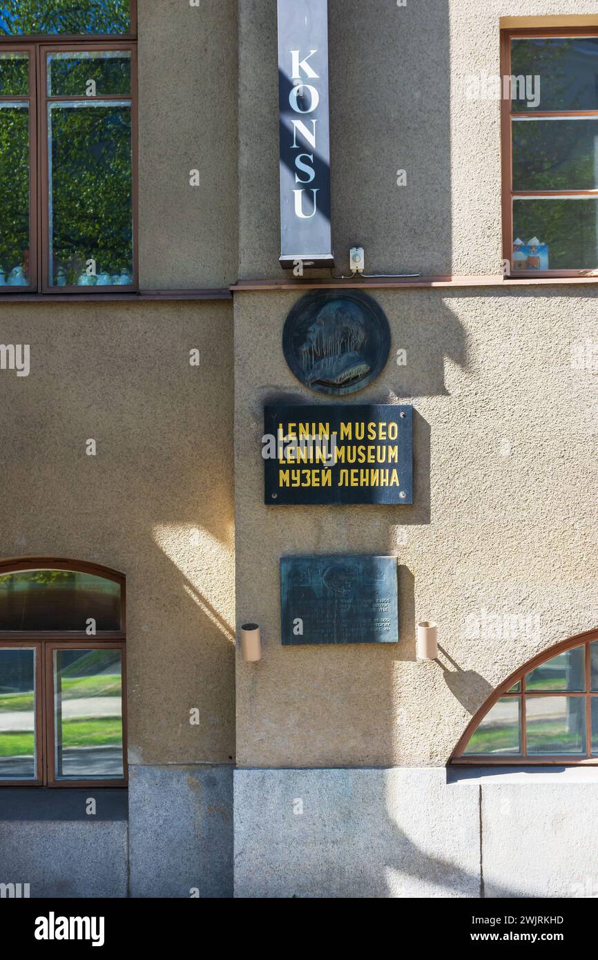 Lenin plaque hi-res stock photography and images - Alamy