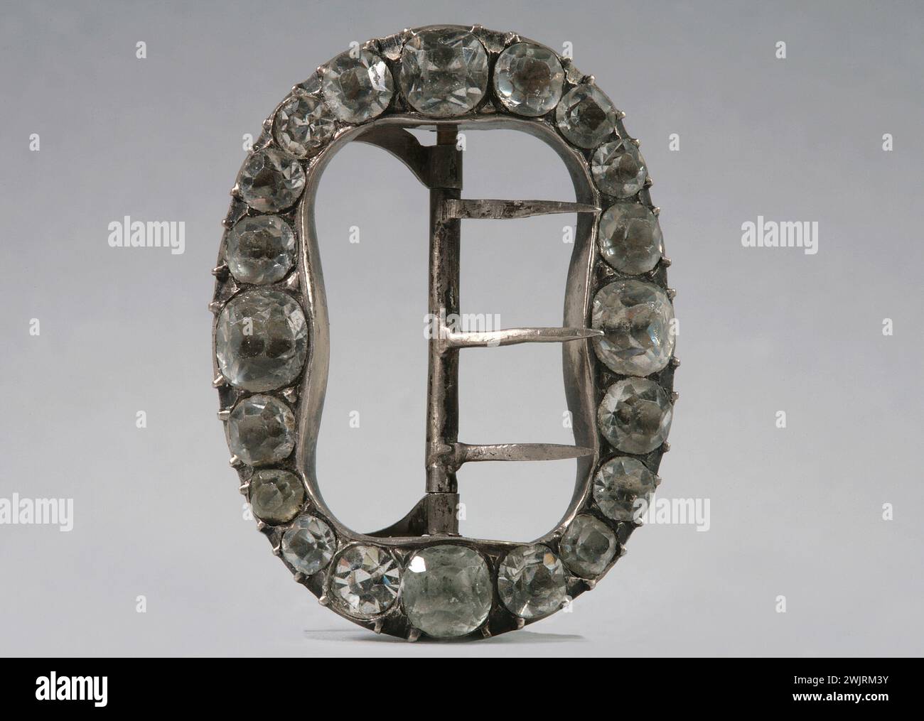 Visual rhythm loop hi-res stock photography and images - Alamy