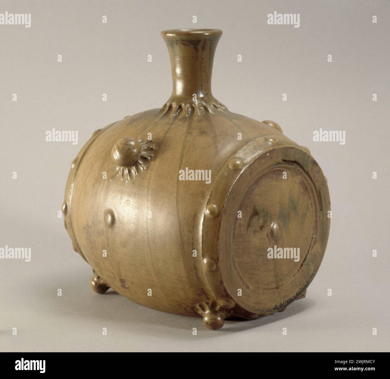 Pot baril hi-res stock photography and images - Alamy