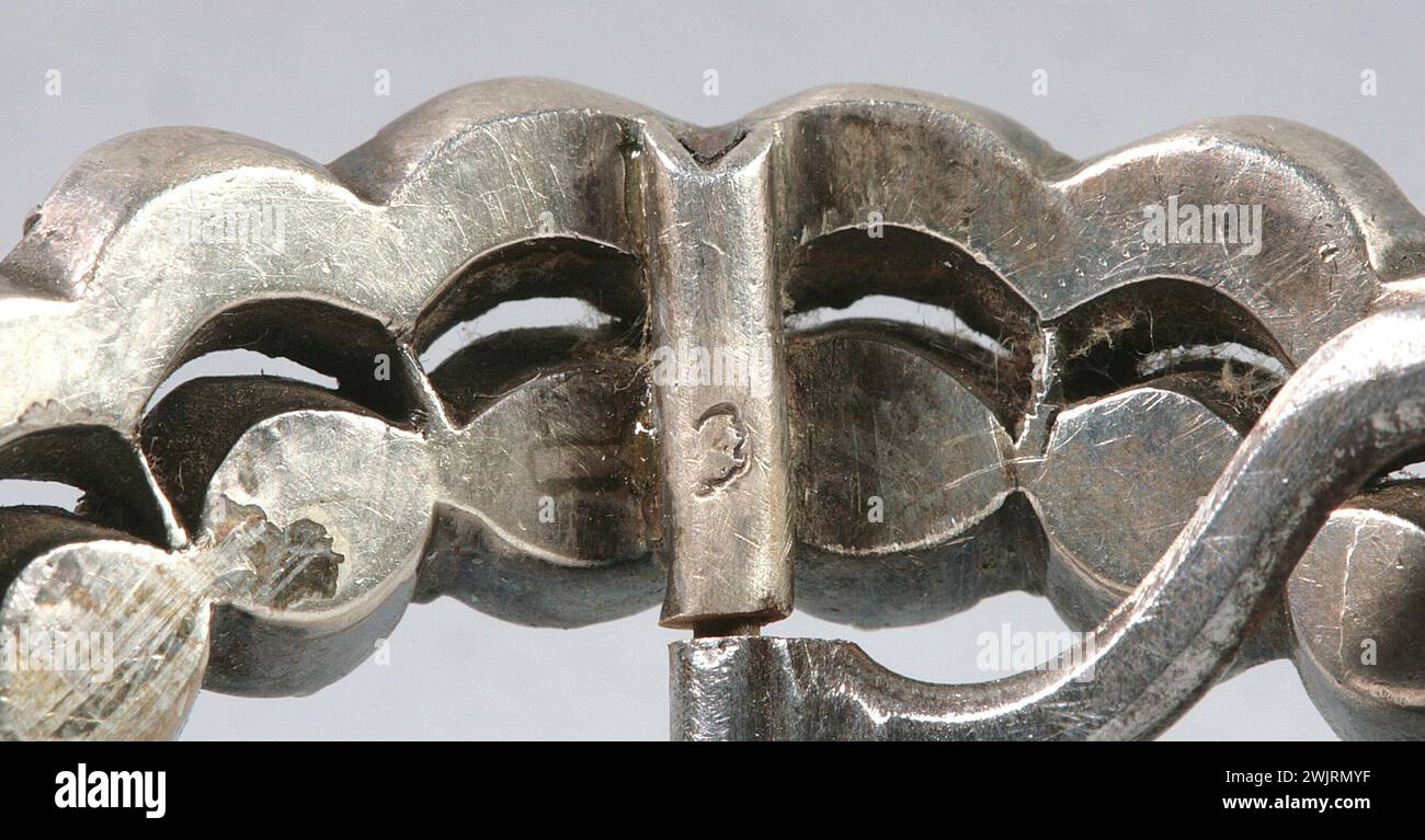 Poincon hi-res stock photography and images - Alamy