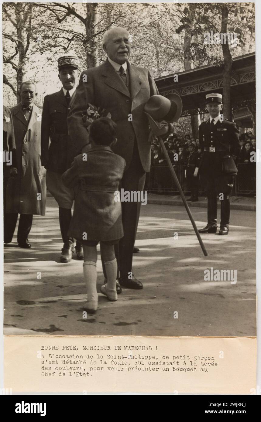 Eschenbrenner, Jean. "Propaganda photography: Child with a bouquet of ...