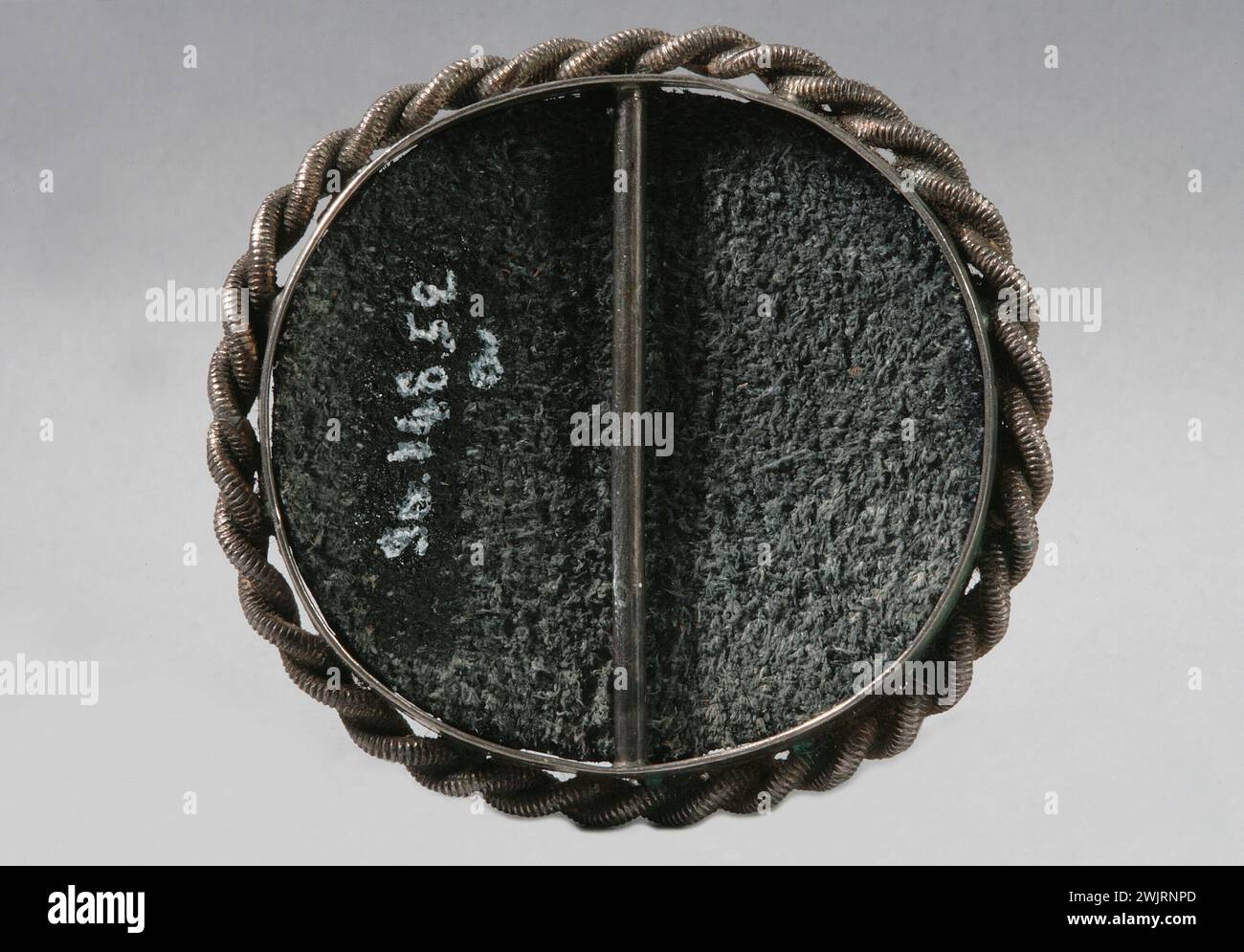 Silver loop hi-res stock photography and images - Alamy