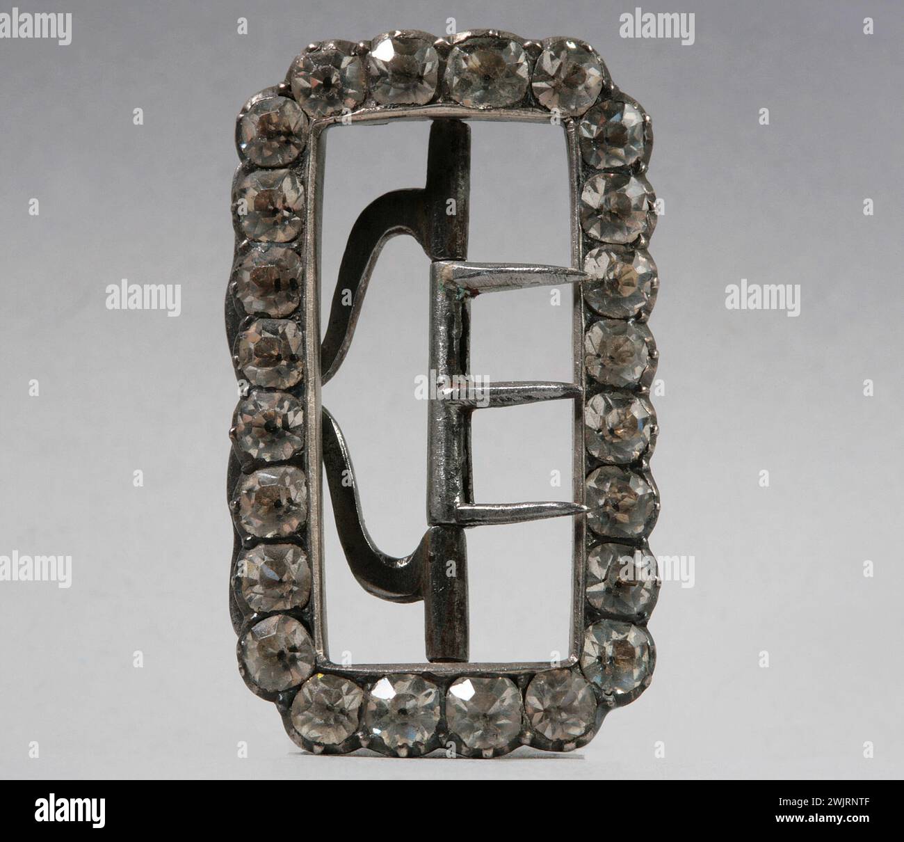 Loop band hi-res stock photography and images - Alamy