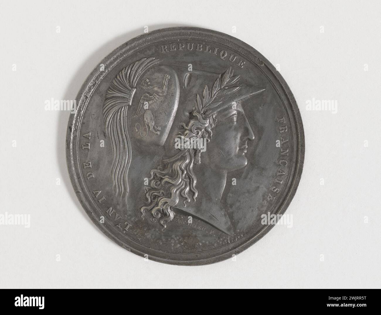 Bertrand Andrieu (1761-1822). "Minerva". Tin. 1796. Paris, Carnavalet ...