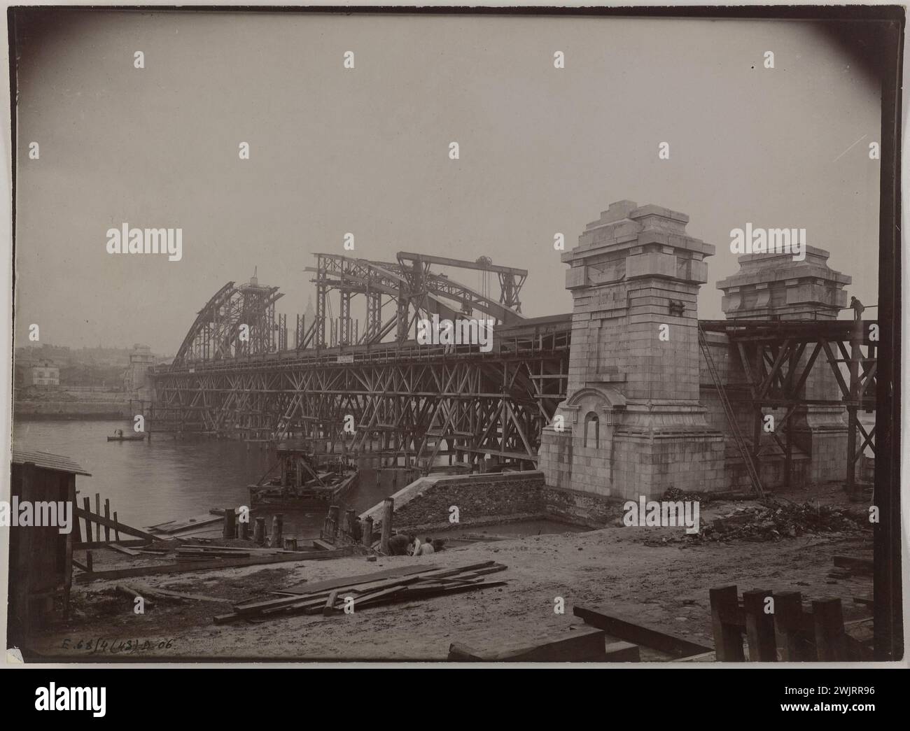 Construction of the municipal metropolitan metropolitan railroad ...