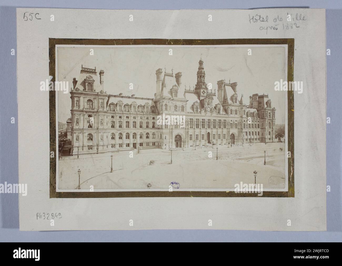 Anonymous, the town hall after 1882 (new buildings), 4th arrondissement ...