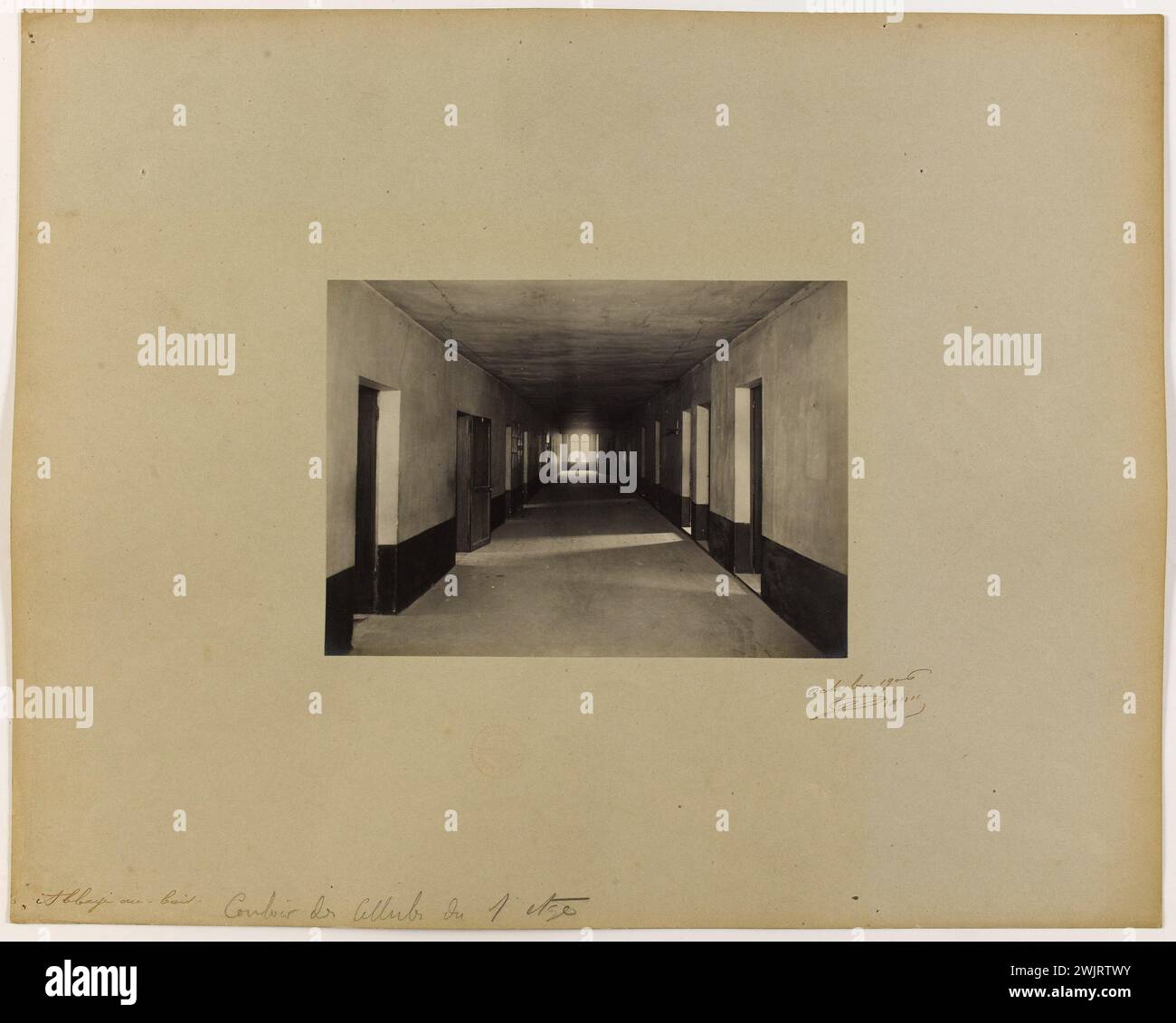 Cell of the first floor cells of the Abbey-aux-Bois. Paris (7th arr ...