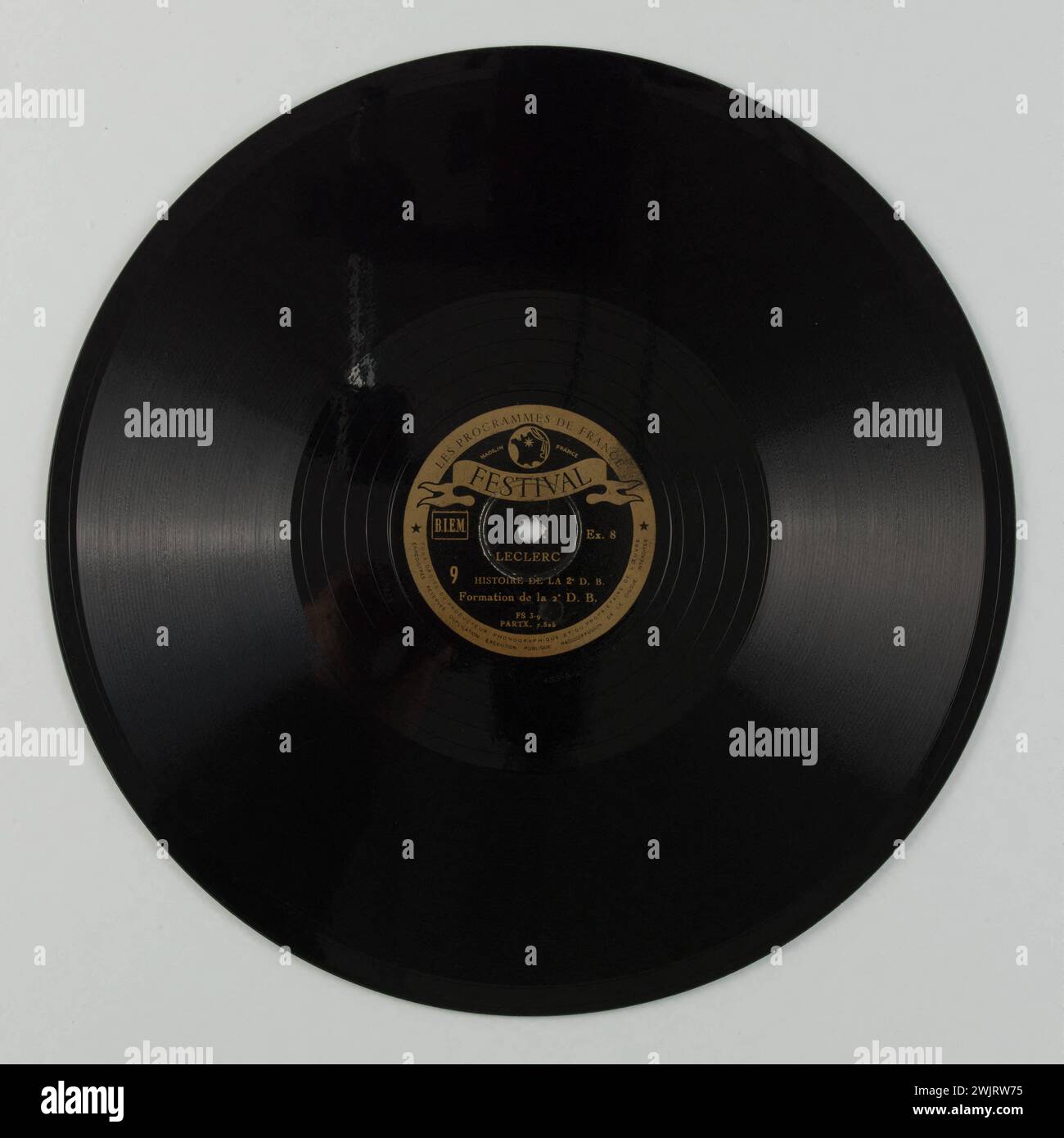 Disc retracing the history of the 2nd dB. 1950. DISS FRANCE PROGRAMS ...