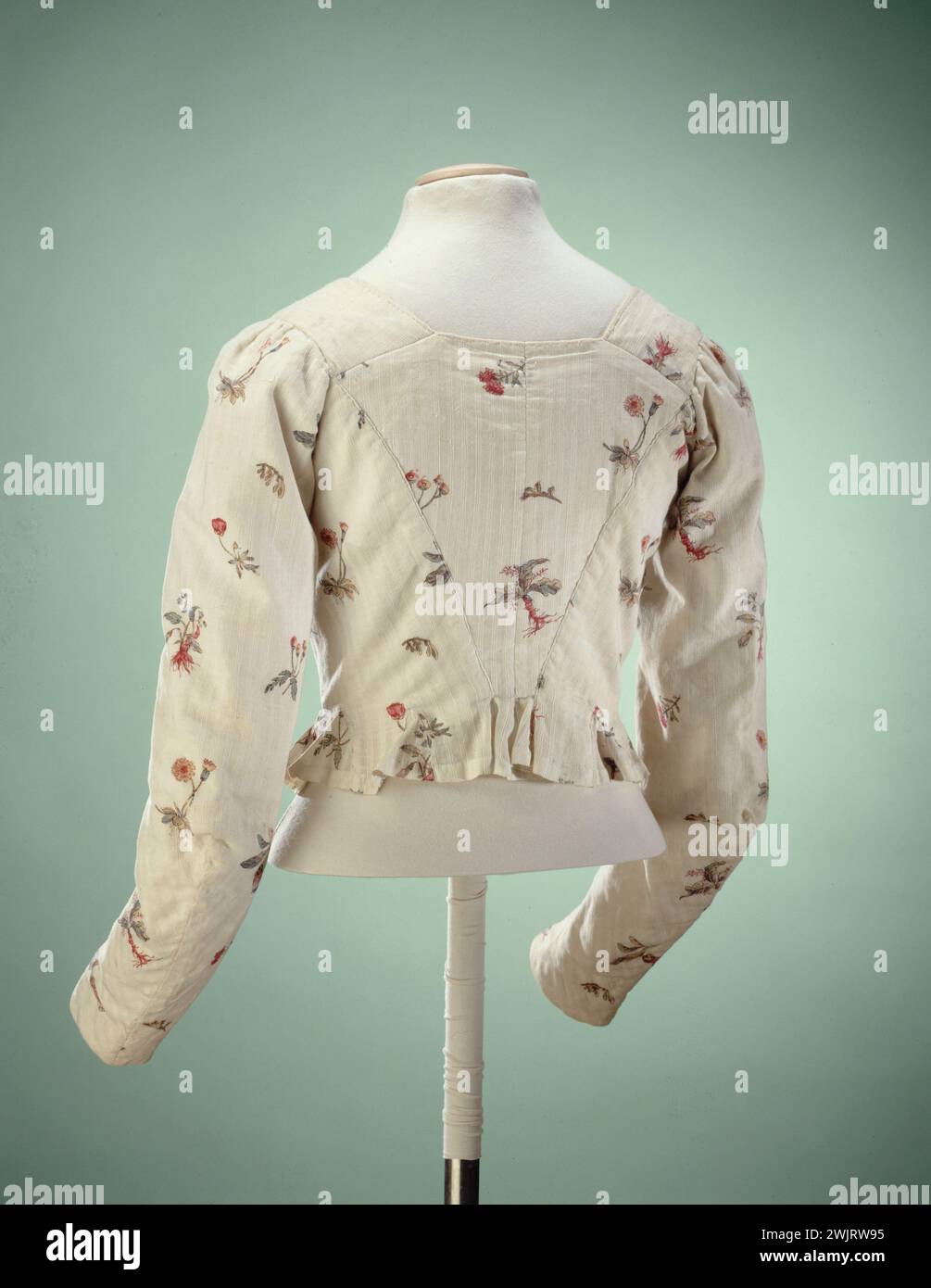 Caraco l'Herbier, white cotton canvas, printing with wooden board (back ...