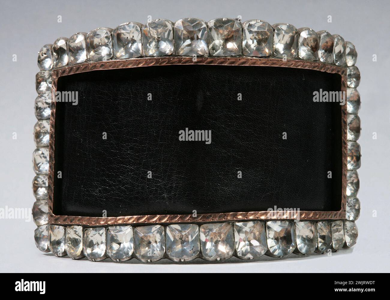 Loop arch hi-res stock photography and images - Alamy