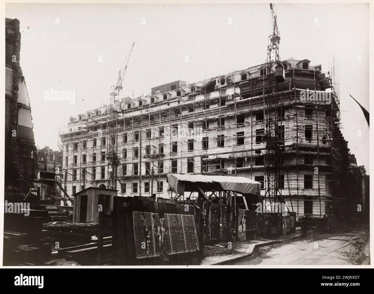 Building under construction, 1 rue du Colonel-Driant. Paris (1 arr ...