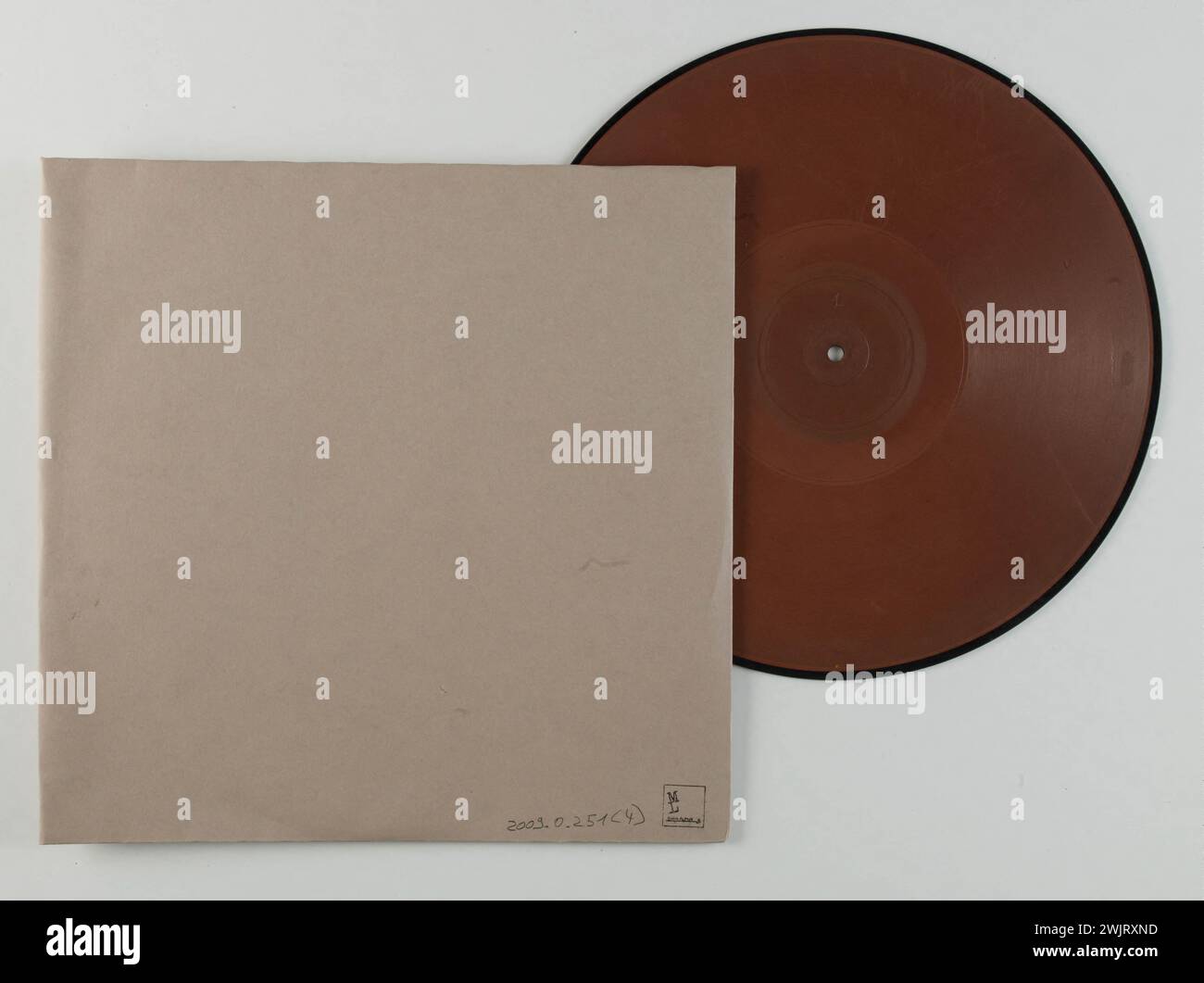 Anonymous. 45 rpm disc. General Leclerc Museum of Hauteclocque and the ...