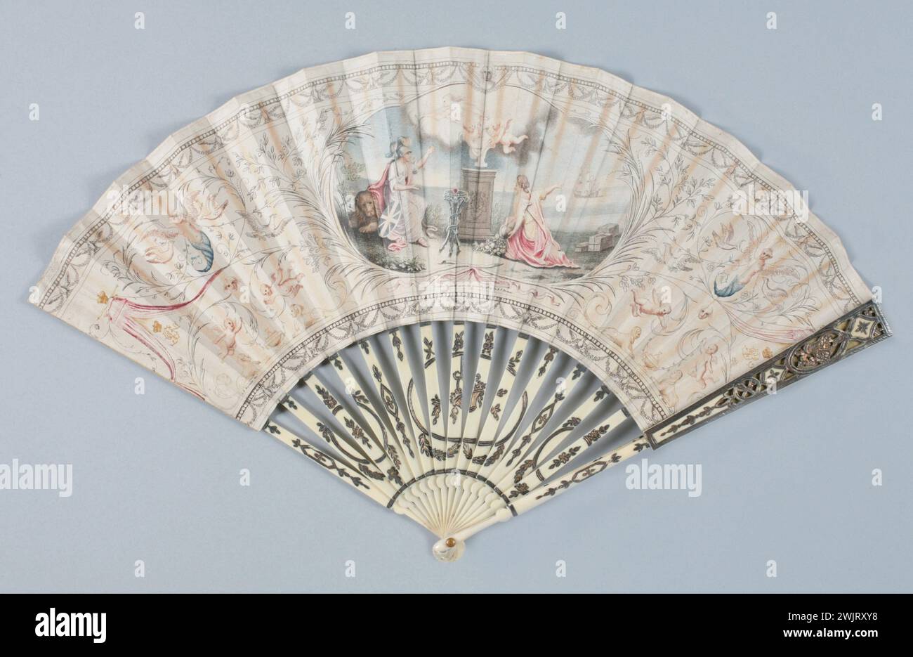 Folded fan, Face Leaf: In a central cartel, England is personified in ...