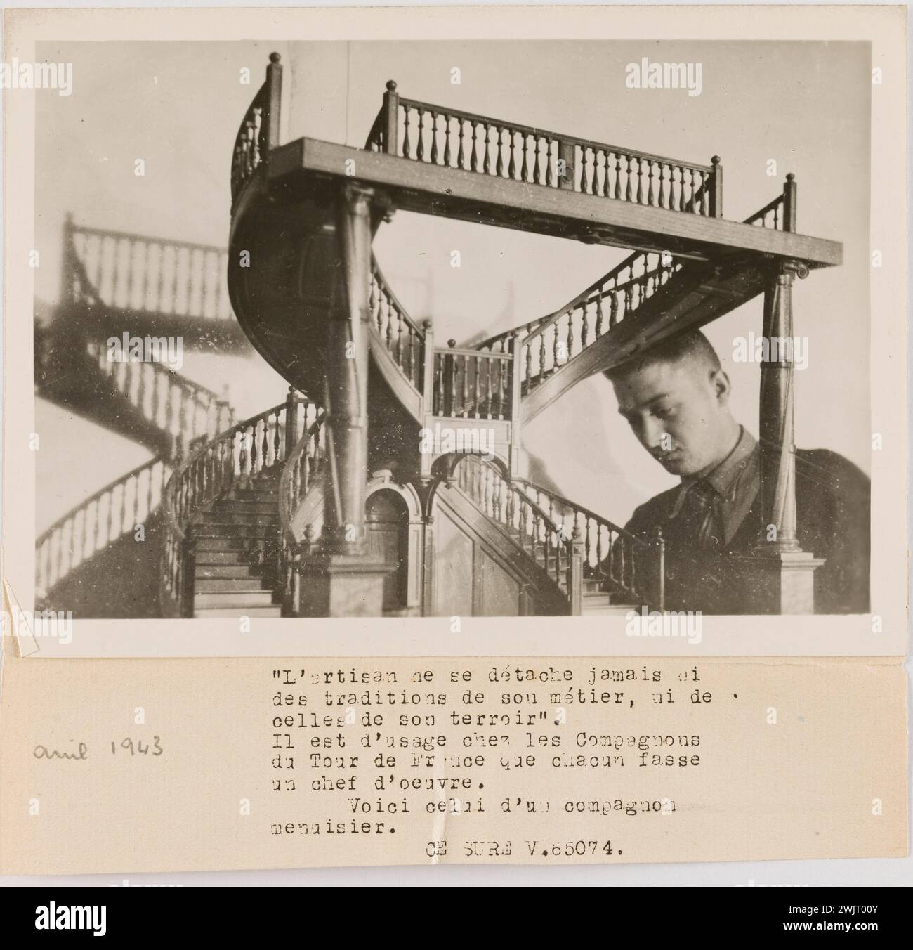 Gamet, André. "Propaganda photography: carpentry masterpiece of a ...
