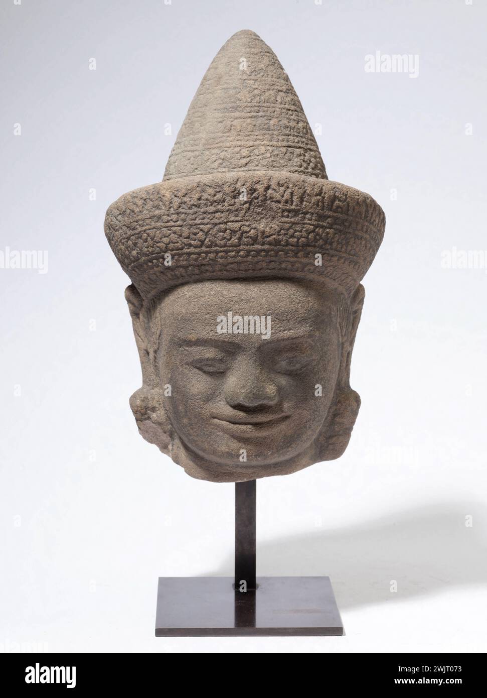 Buddha's head. Basalt. Lopburi style, 14th century. Siam (Thailand ...