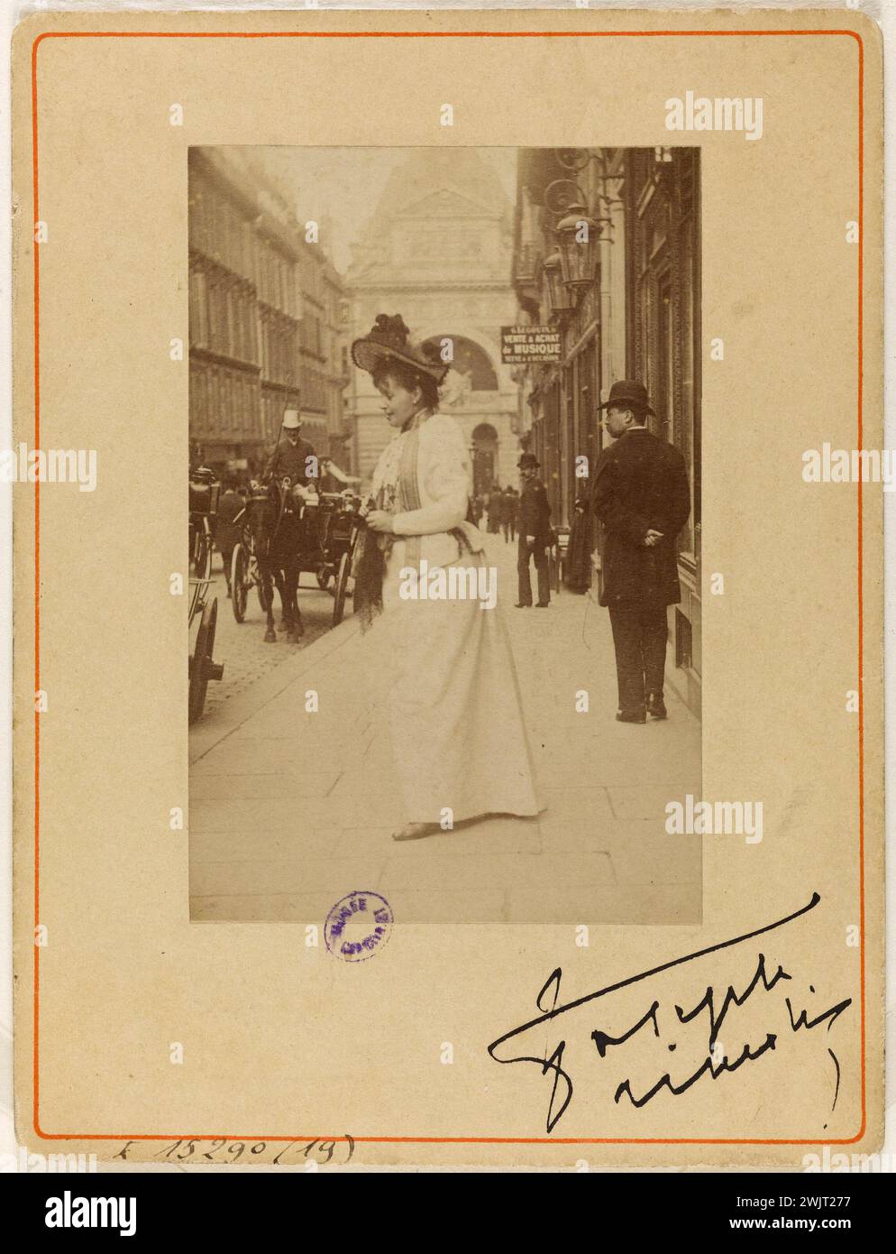 Portrait of actress Réjane (Gabrielle Réju, lady Porel dit), (1856-1920 ...